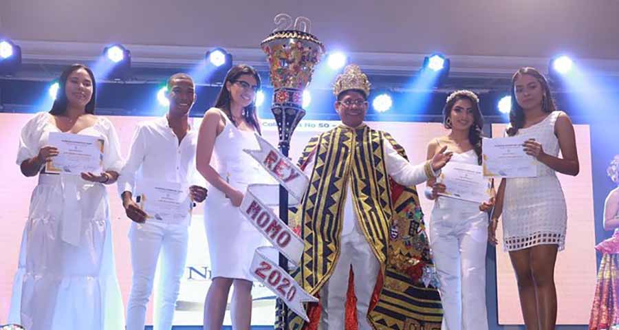 Reyes recibieron trajes para Guacherna y Entierro de Joselito ...